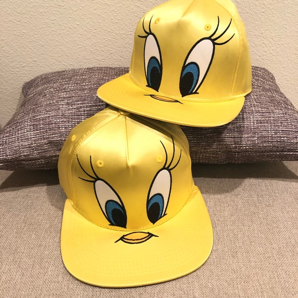 Warner Bros. | Accessories | Looney Tunes Tweety Bird Cap Osfa Unisex ...